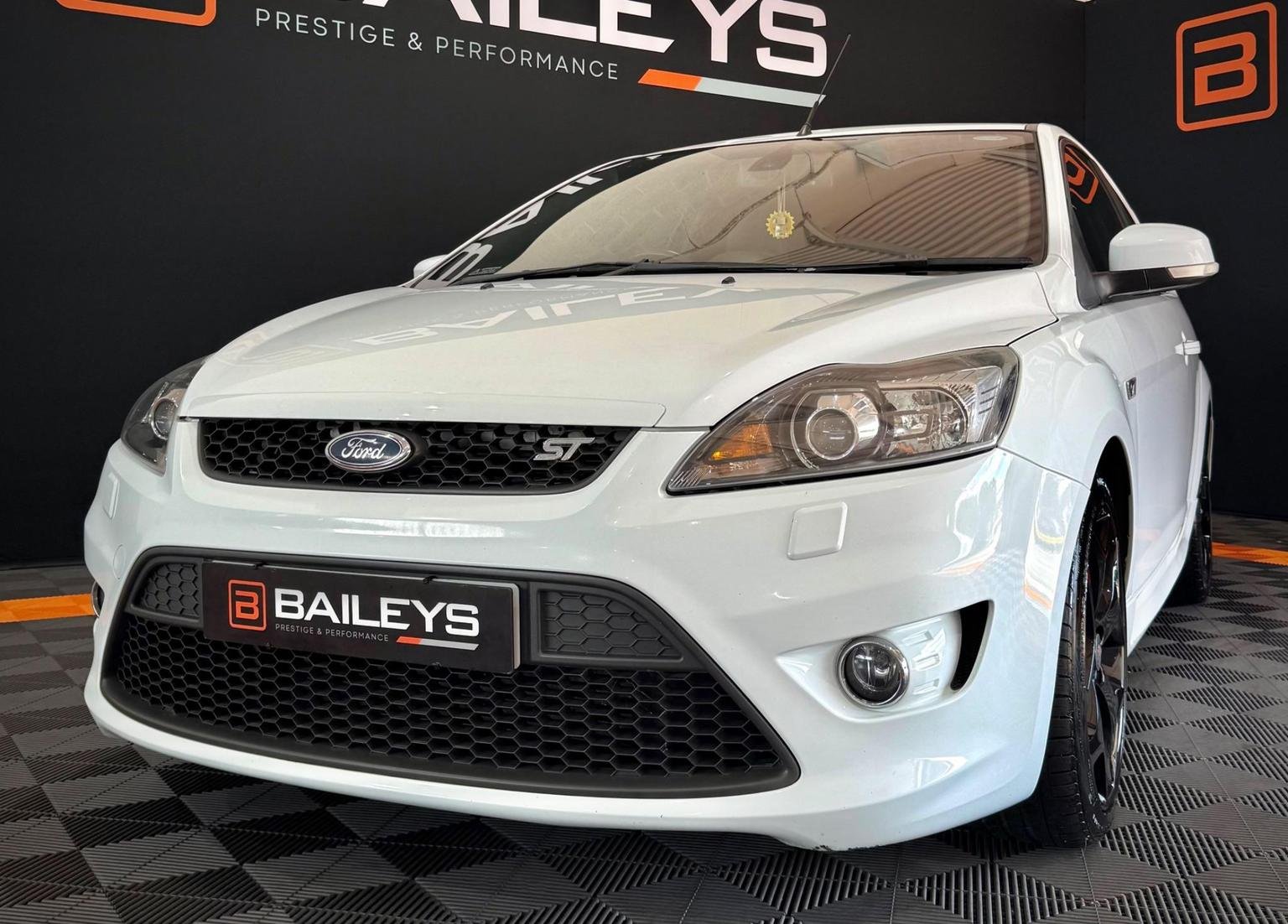 Used FORD FOCUS in Peterborough, Cambridgeshire | Baileys Prestige ...